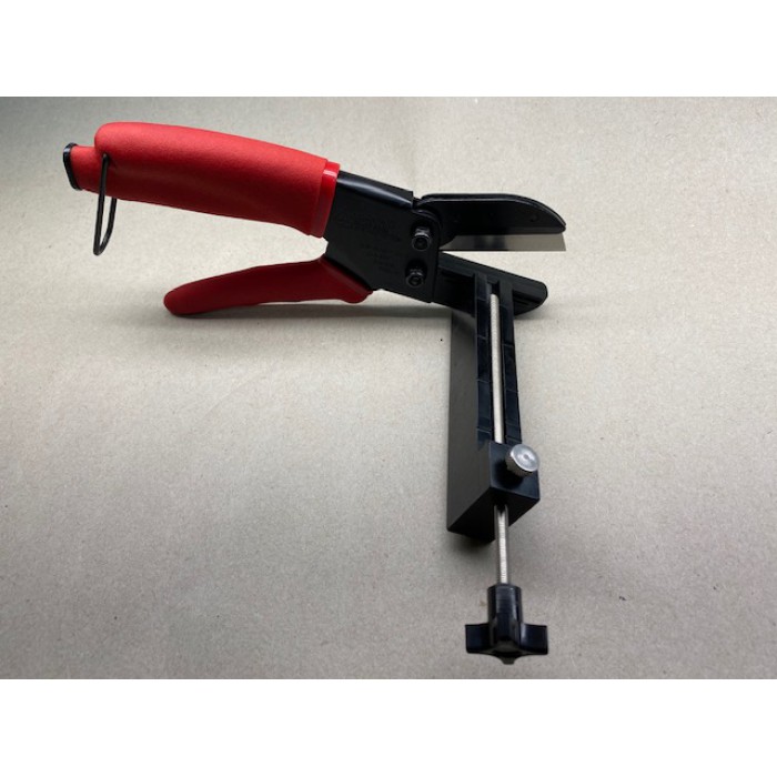 Adjustable Fuse Cutter